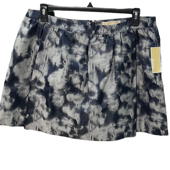 Michael Kors | Skirts | Skirt Michael Kors Metallic Silver Gray Navy Blue Cloud Pleated Mini ...
